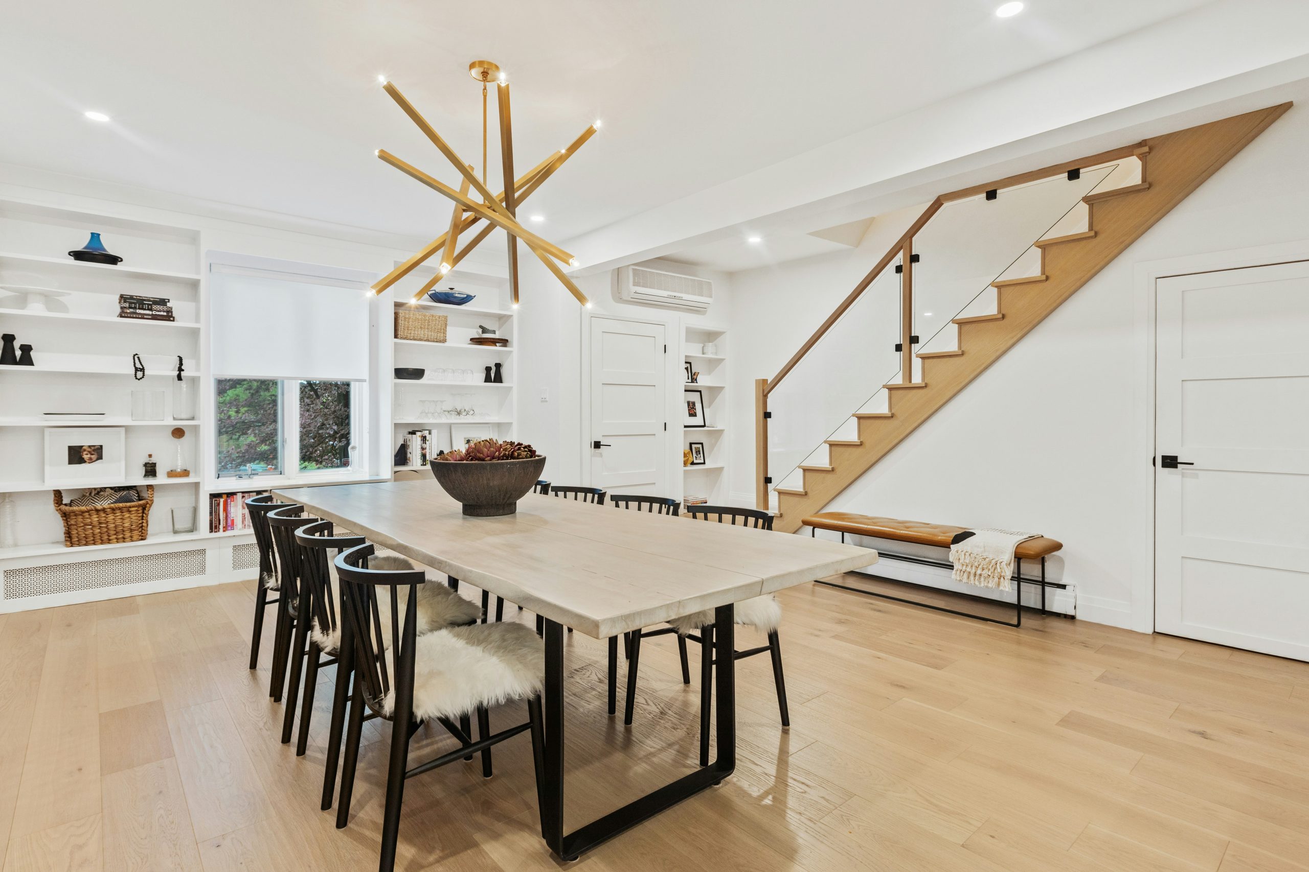 How to Found & Buy the Perfect Dining Table in Pakistan - Renovate